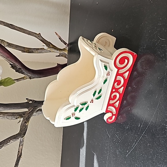 FTD | Holiday | 983 Ftd Florist Wooden Sleigh Holiday Planter ...